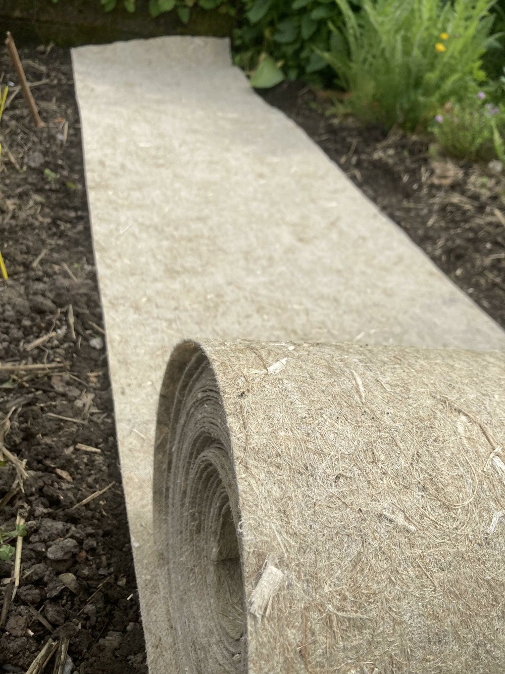 Voile de paillage en chanvre potager, couvre sol, paillis biodégradable ...