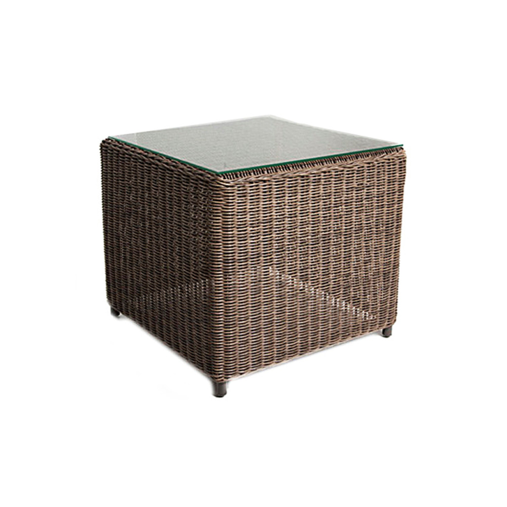 Table d'appoint en résine tressée carrée naturel Togu | Truffaut