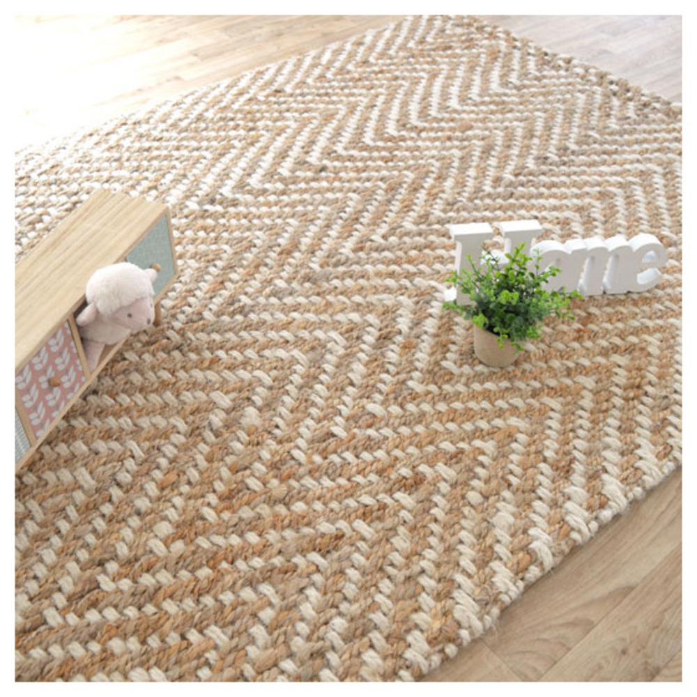 Tapis chevrons 100% jute - 120 x 170 cm | Truffaut